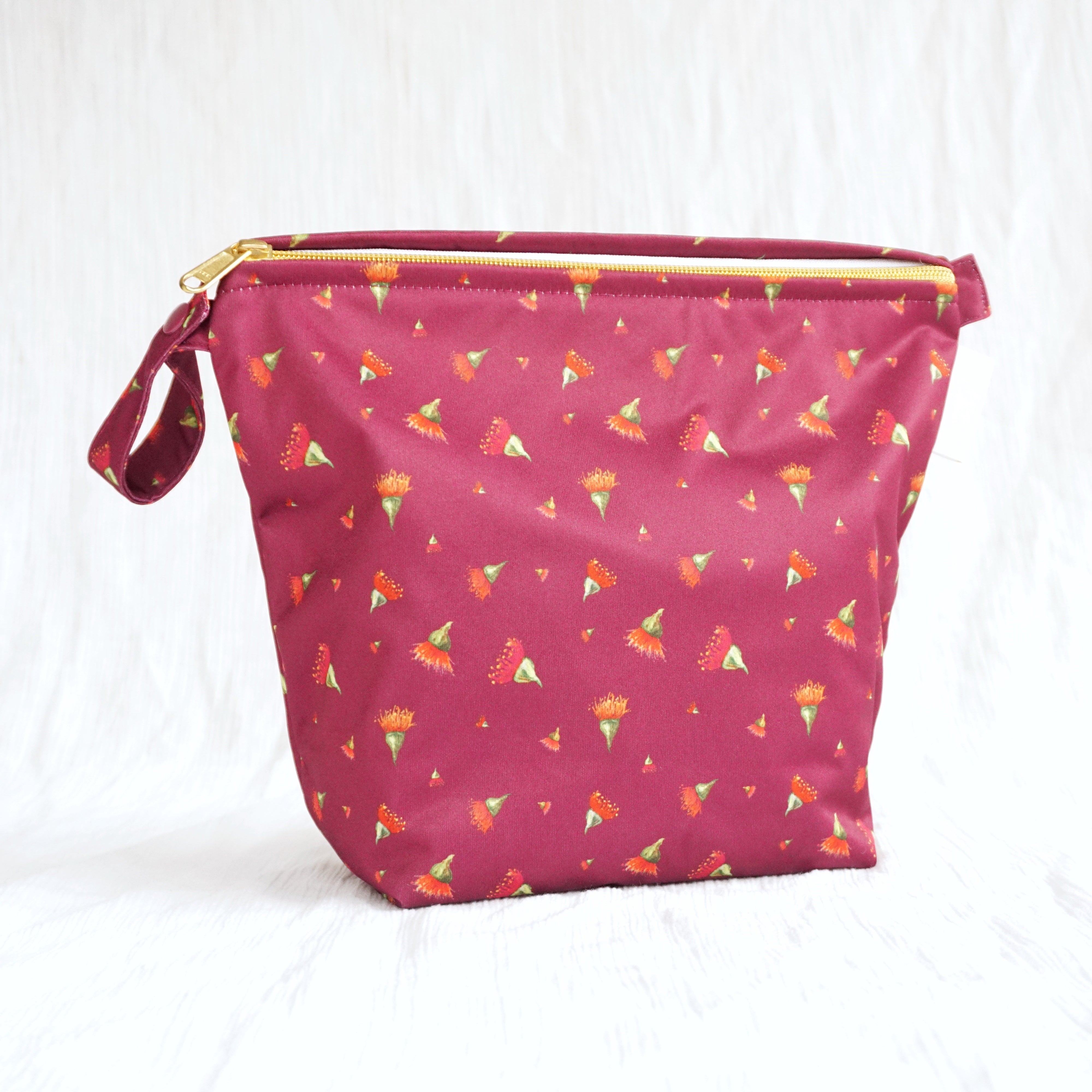 Evia Collective | Small Wet Bag | Redgum